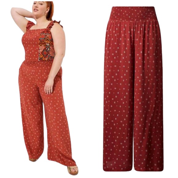 torrid | Pants & Jumpsuits | Torrid Nwt Pullon Wide Leg Challis Smocked ...
